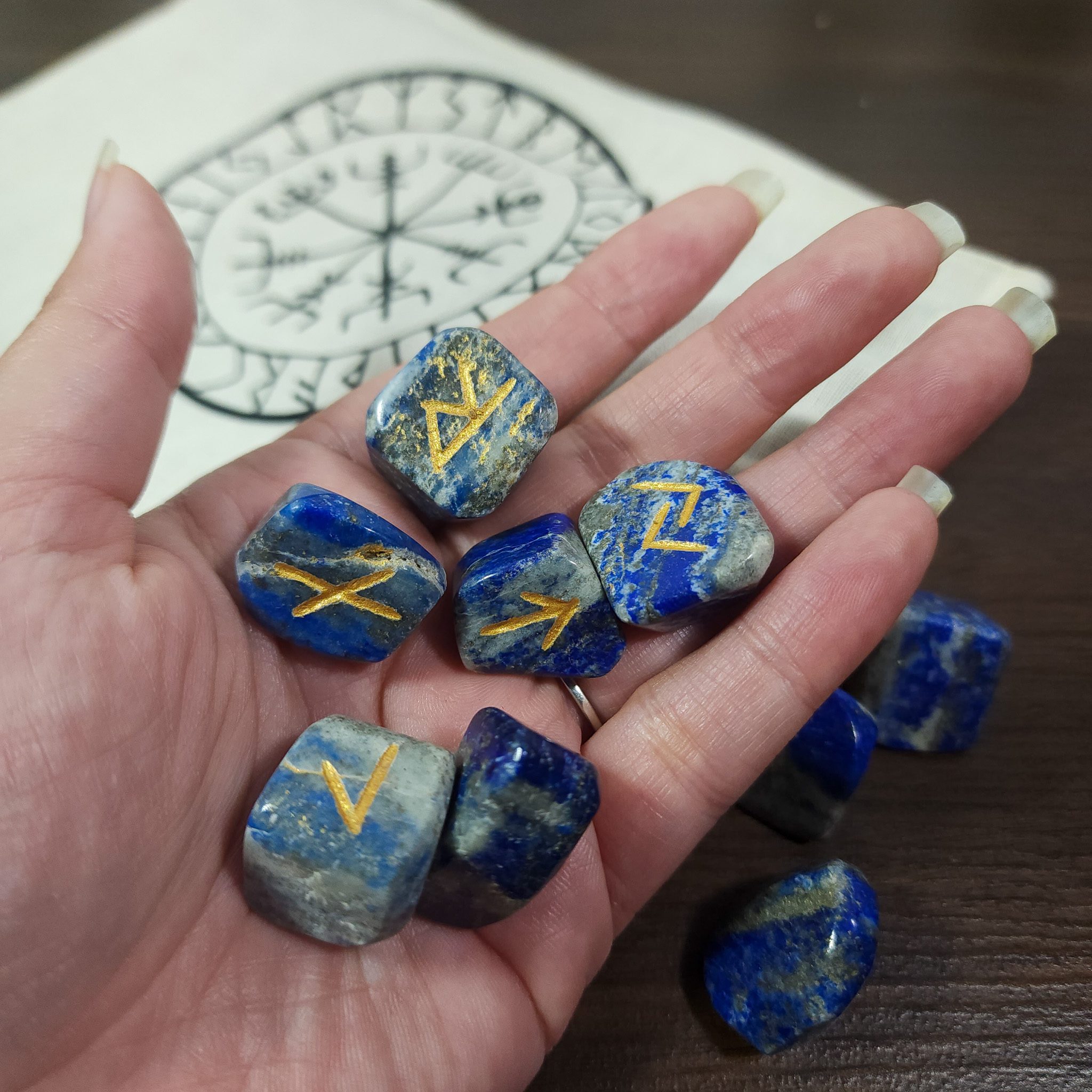 Rune en Lapis-lazuli - Créations Lunela